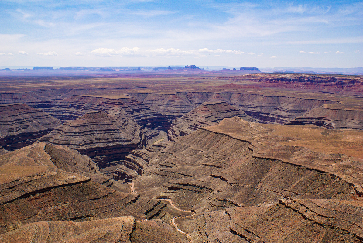 Extasiez-vous à Muley Point Overlook et frissonnez sur Moki Dugway