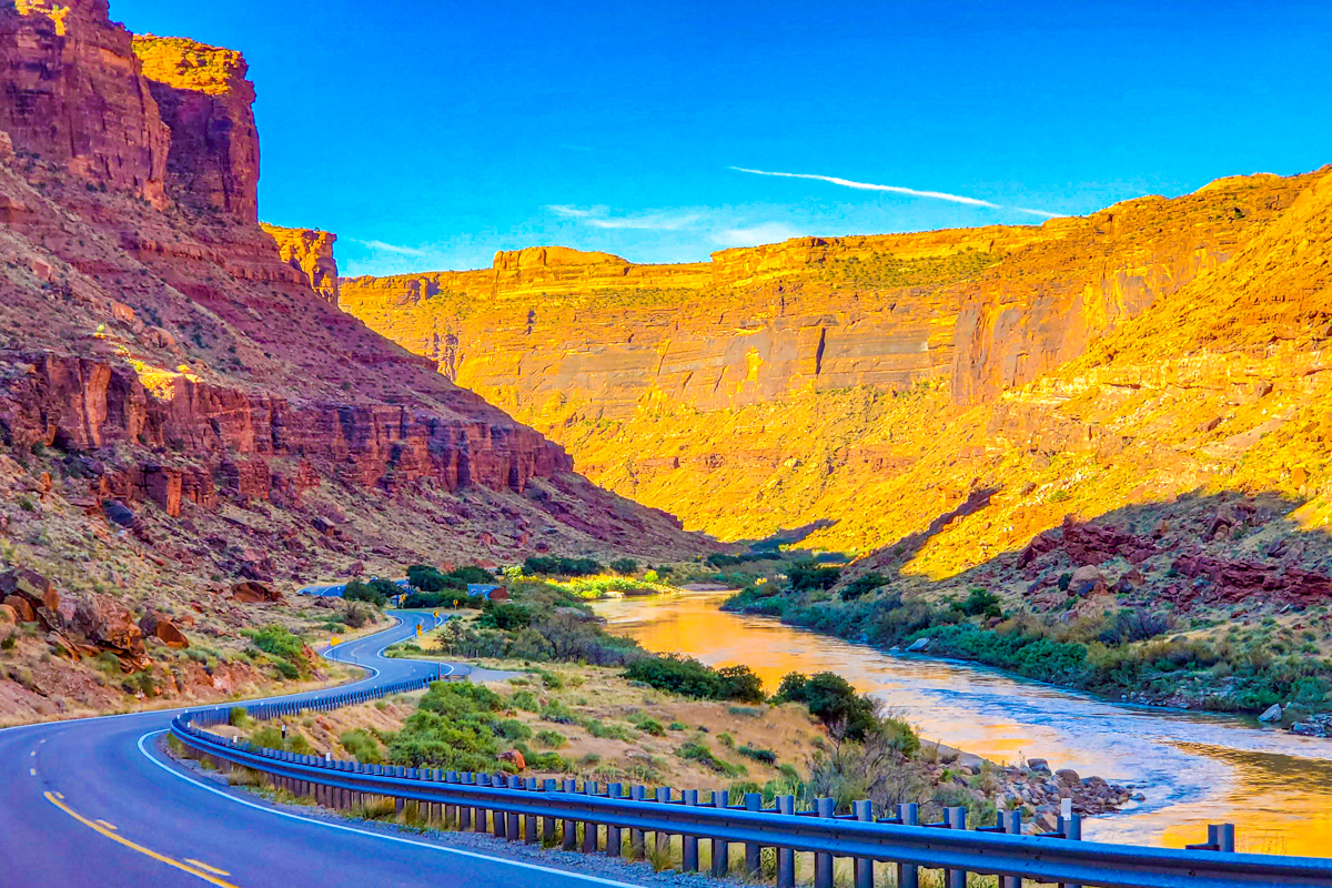 Découvrez la route UT128, près de Moab, et ses vues exceptionnelles sur ...