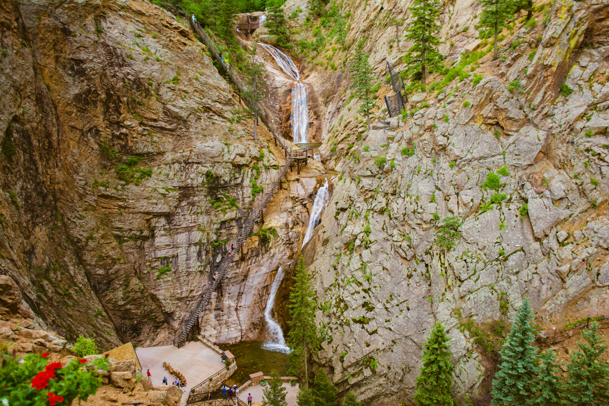 Seven Falls : découvrez les plus belles chutes d'eau du Colorado